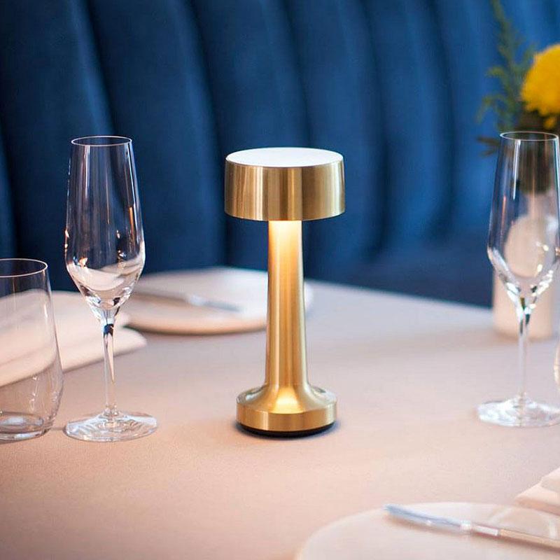 Modern LED Table Light – Focal Decor